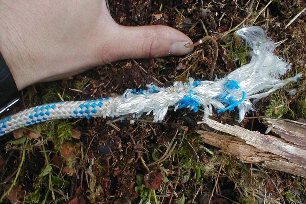 Special Report: Sharp edges and rope cuts - UIAA